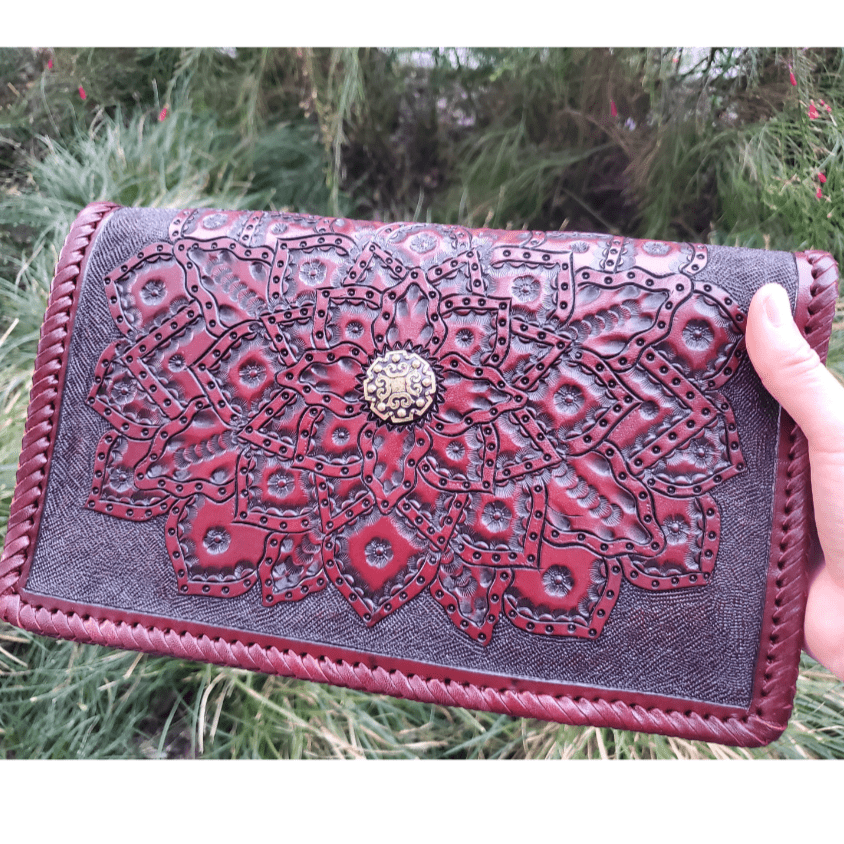 Brown Cecilia Handbag | Handcrafted Women's Purse | MIOHERMOSA